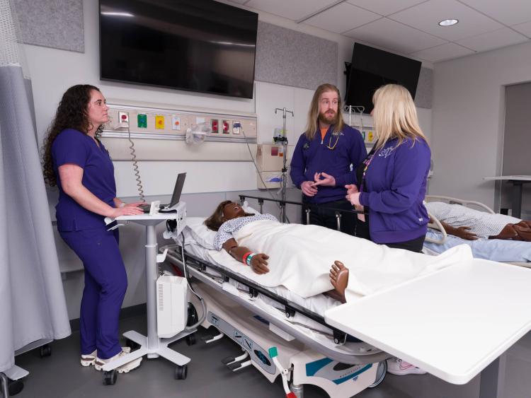 Nursing Bachelor's and Associate degrees | ACC